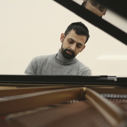 Alexander Soares Press